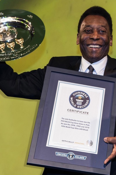 Pelé, la leyenda del fútbol brasileño, fallece a los 82 años | Guinness ...
