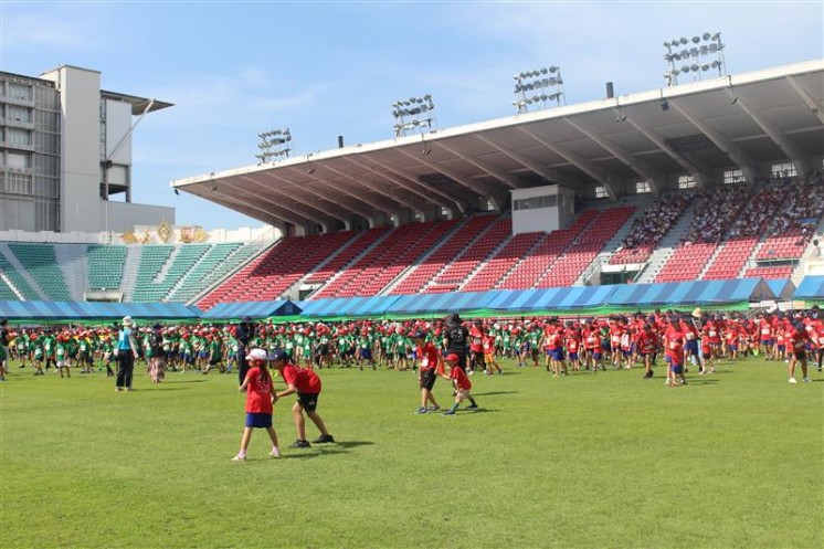Largest game of darumasan ga koronda | Guinness World Records