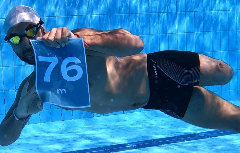 Longest distance swum underwater with one breath (with fins) (LA1 ...